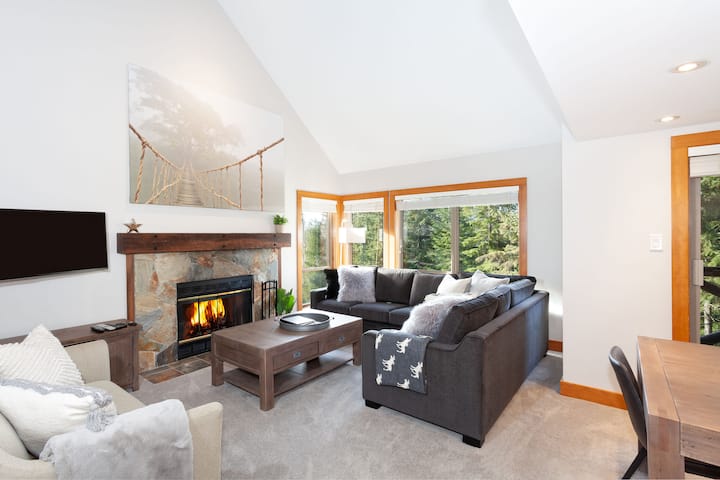 Gemalte Klippe 25 | 4 Bett, 3 Bad - Whistler