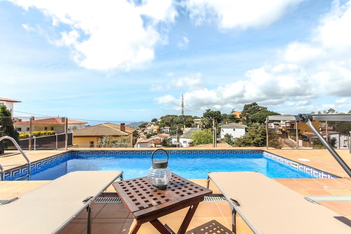 Villa Panorama, Piscine Privée, Climatisation Et W - Lloret de Mar