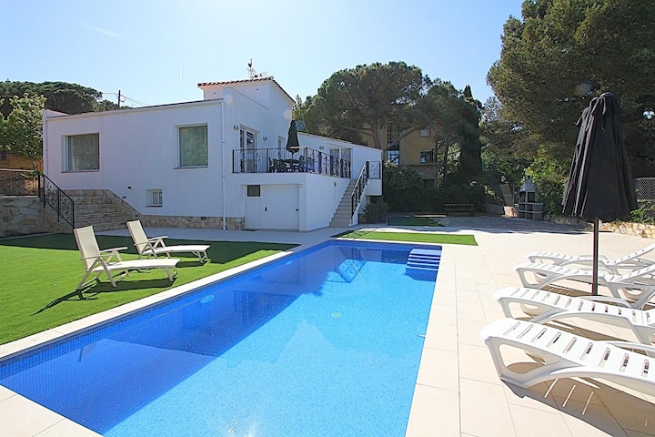 Villa Green House, Capacité 8 Personnes, Climatisa - Blanes