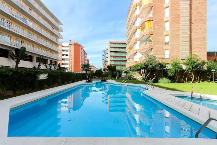 Appartement Disa Pour 6 Personnes Avec Grande Pisc - Lloret de Mar