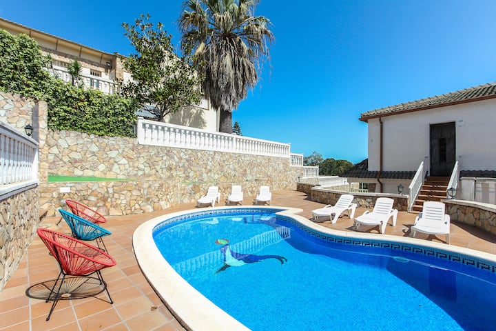 Villa Atenea - Vue Sur La Montagne, Piscine Privée - Lloret de Mar