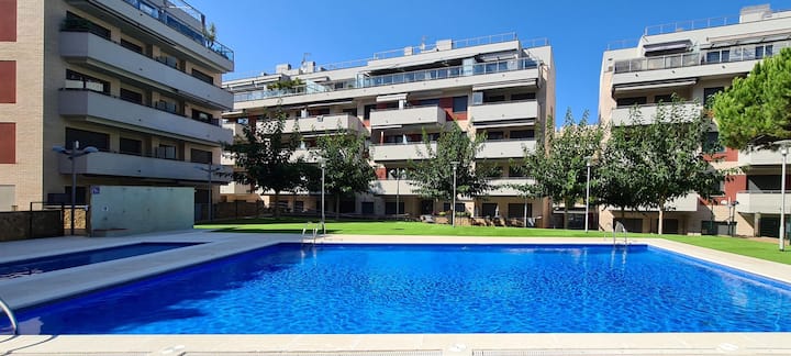 Appartement Mikki -100 M2, Terrasse, 200m De La Pl - Lloret de Mar