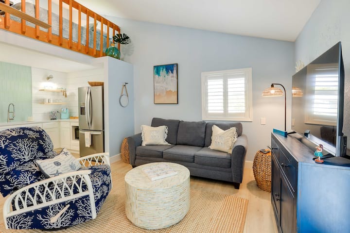 Tropical Cottage < 2 Mi To Hobe Sound Beach! - Jupiter Island, FL