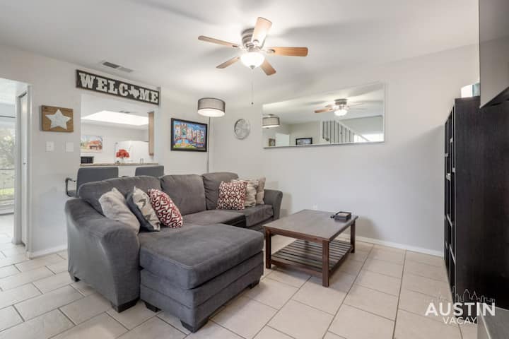 2 Miles To Dt | Updated Pet-friendly Home For Four - South Lamar Boulevard – Austin
