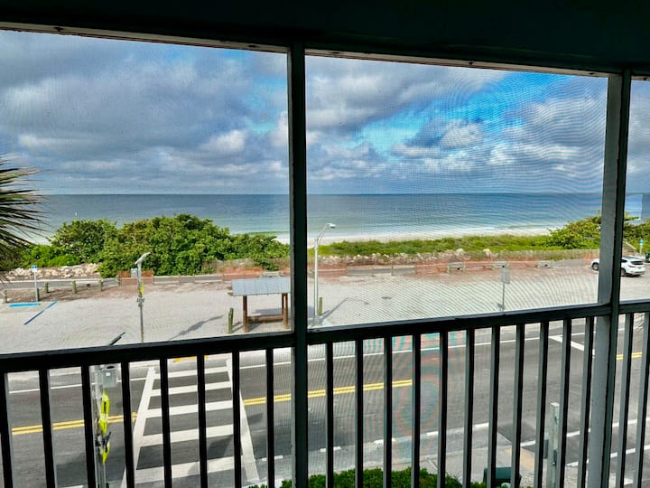 Pelican Cove 5 - Anna Maria Island - Condo 2 Bedro - Anna Maria Island, FL