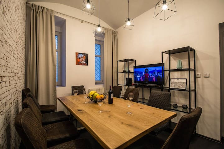 Brooklyn 3bdr Apartment With Sauna - Prague