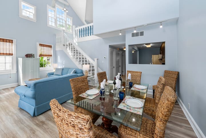 A Cuban Club Suite By Rent Key West Vacations - Key West, FL