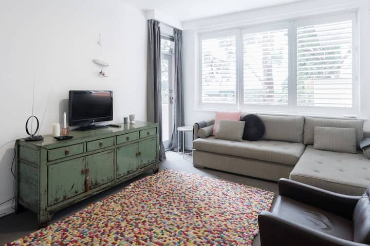 Sophisticated And Spacious South Yarra Sanctuary - Saint Kilda