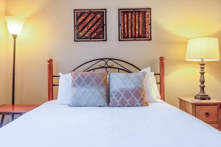 Fun And Relaxation In A Mountain Vacation Getaway! - Keystone, CO