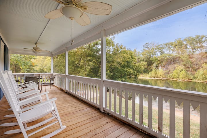 Riverfront Fire Pit Hot Tub Fishing Kayaks Pacman - Massanutten, VA