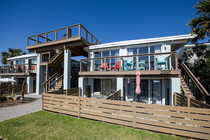 Wanna Sea #202 - Newly Renovated Balcony! - Fernandina Beach, FL