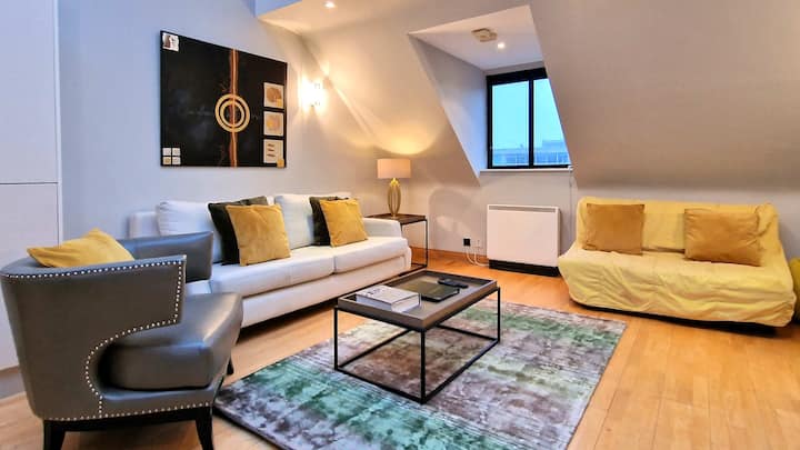 Superbly Located! Bright And Airy Mews. - Dublin