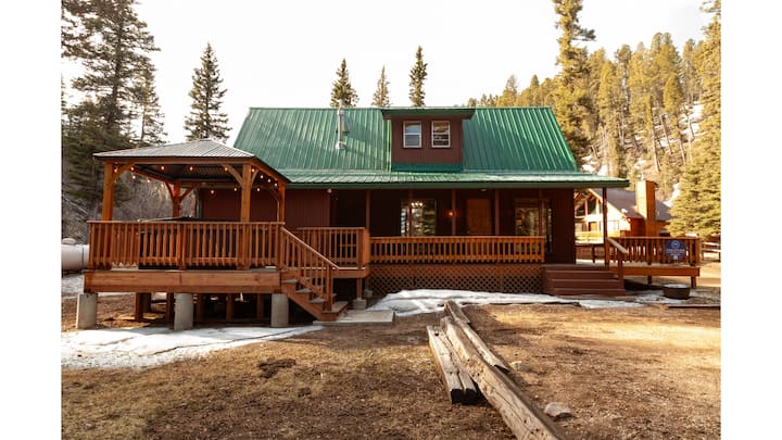 Duke Cabin - Newly Updated - Hot Tub - Upper - Red River, NM