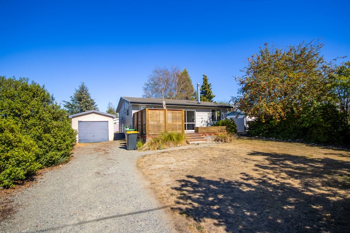 Stylish Holiday Sanctuary - Free Wifi - Twizel