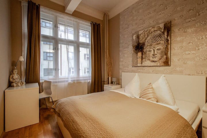Wenceslas Sq 3bdr Ruterra Apartment - Praga