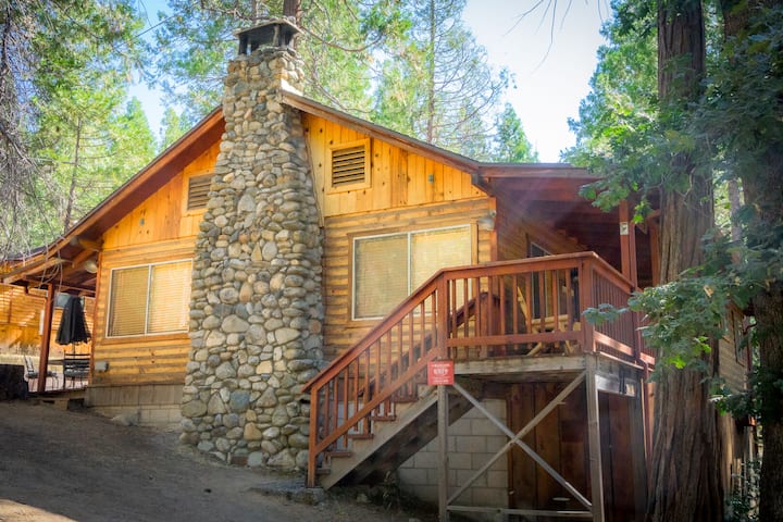 76 Howard's Retreat - Wawona, CA