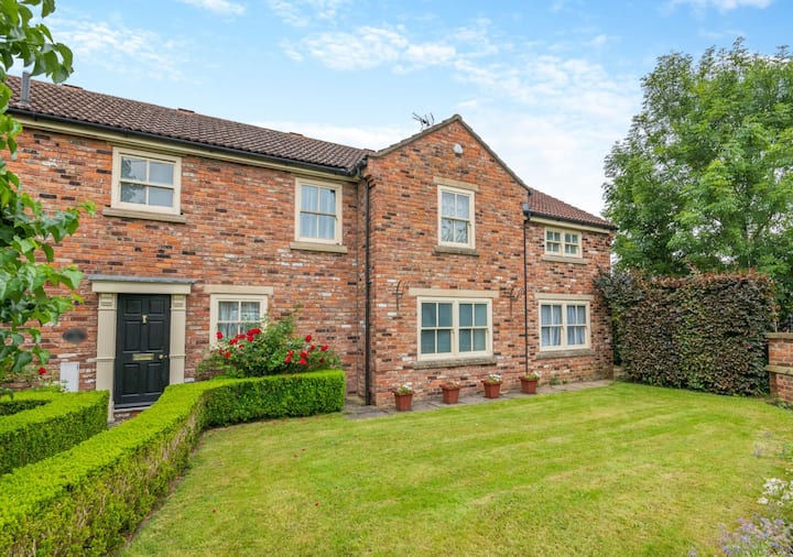 Cherry Tree House - Helmsley