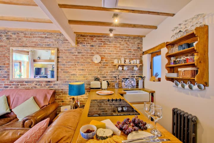 2 Bed In Whitby (Oc-w014) - Whitby