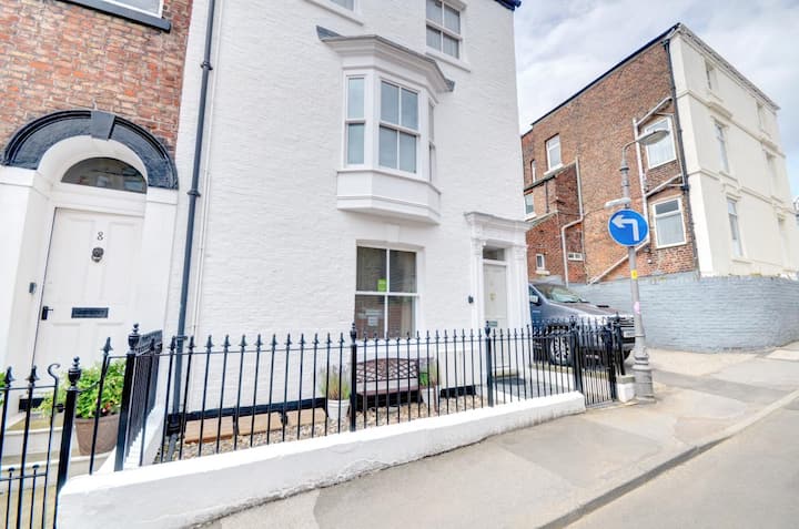 2 Bed In Whitby (Oc-w400) - Whitby