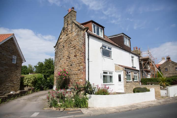 2 Bed In Whitby (Oc-wa011) - Robin Hood's Bay