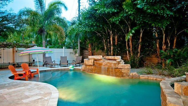 Summer Wind-island Getaway In The Perfect Location - Holmes Beach, FL