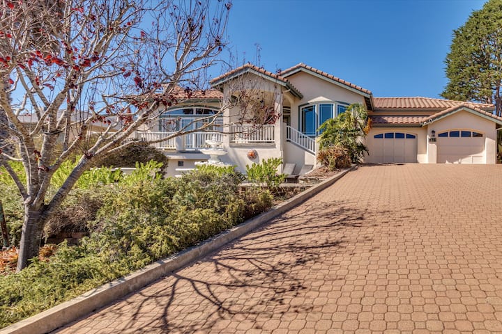 Oceanview Gatsby House - Cambria, CA