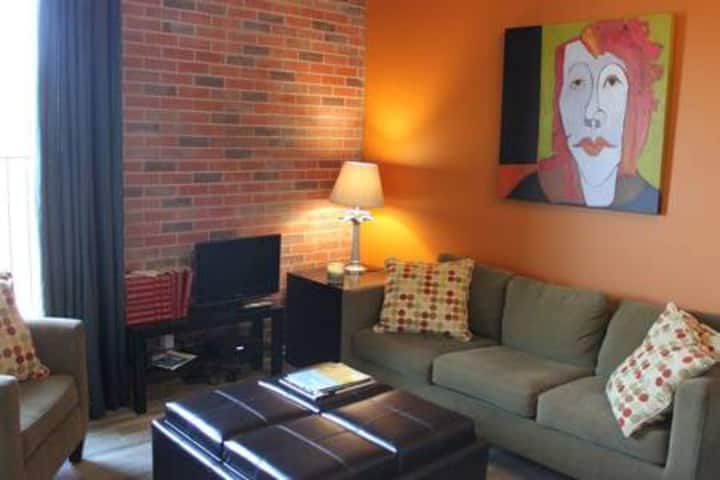 Metropolitan Loft 201 - Red Deer