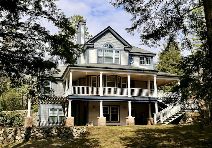 Glenn Drive Suite Spot - 5bdr 4.5bath - Private, W - Petoskey, MI