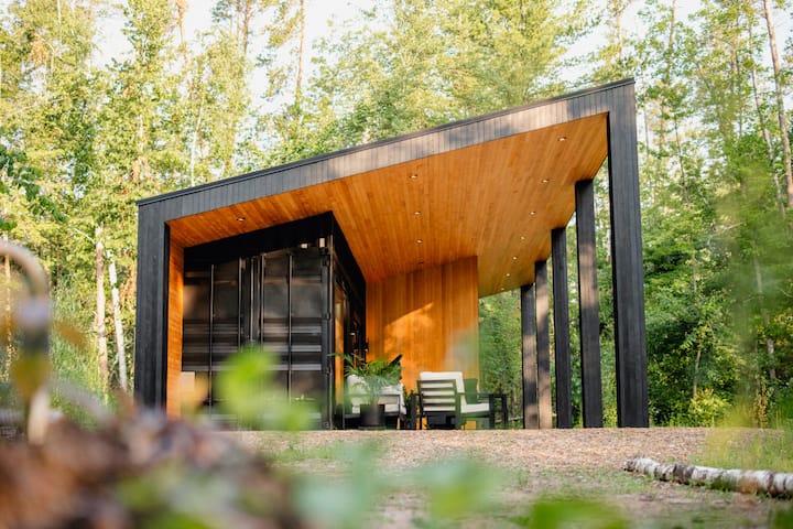 Secluded Crosby Shipping Container | Hot Tub - 미네소타