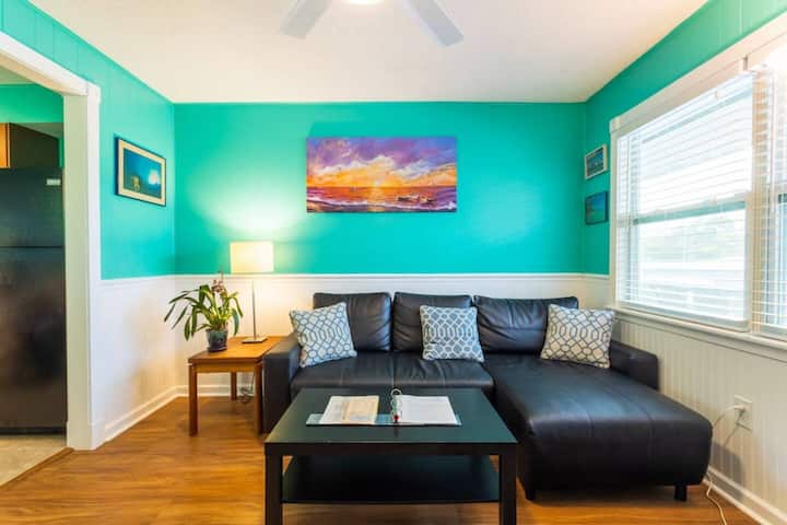 Ohana Gulfside - 250 Feet From The Beach - Suite A - Bradenton Beach, FL
