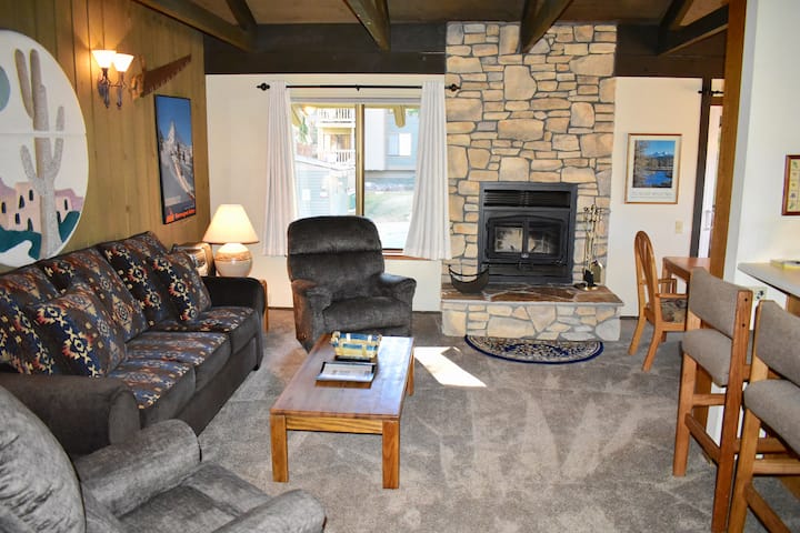 Seasons 4 #148- Close To Pool And Amenities - Mammoth Lakes, CA