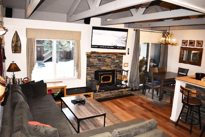 Seasons 4 Condo #174- Close To Shuttle And More! - June Lake, CA