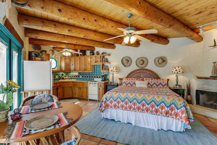 6 Mi To Texas Tech: Studio W/ Shared Pool & Grill - 러벅