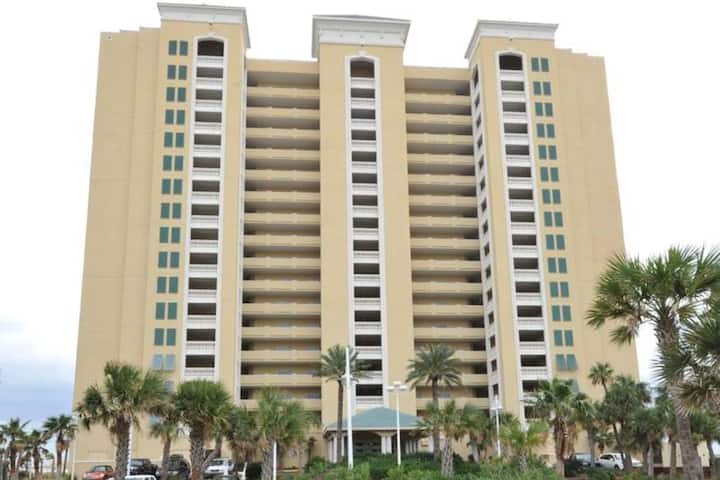 2br Oceanfront | Hot Tub | Pool | Washer/dryer - Pensacola Beach, FL