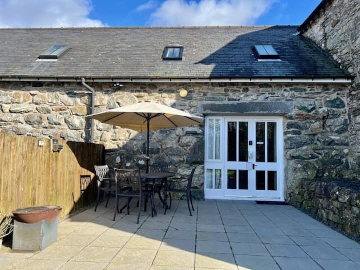 One Bedroom Mountain View Cottage. Sleeps 3 - Gwynedd