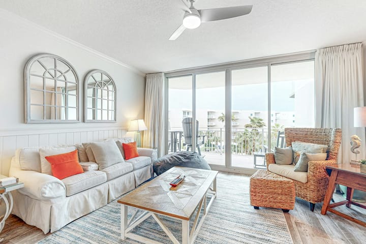 1br Oceanfront | Pool | 2 Hot Tubs | Playground - Okaloosa Island, FL