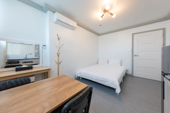 Gangneung Gyeongpo Pine Pension - 江陵市