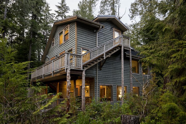 Fetch Tofino- Hot Tub, Close To Town And Beach! - Tofino