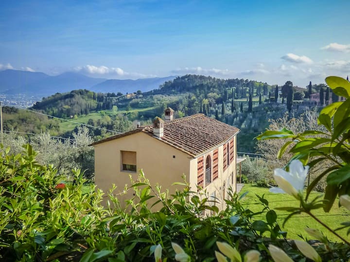 Agli Orti. Private Villa With A View Of Lucca - Lucca