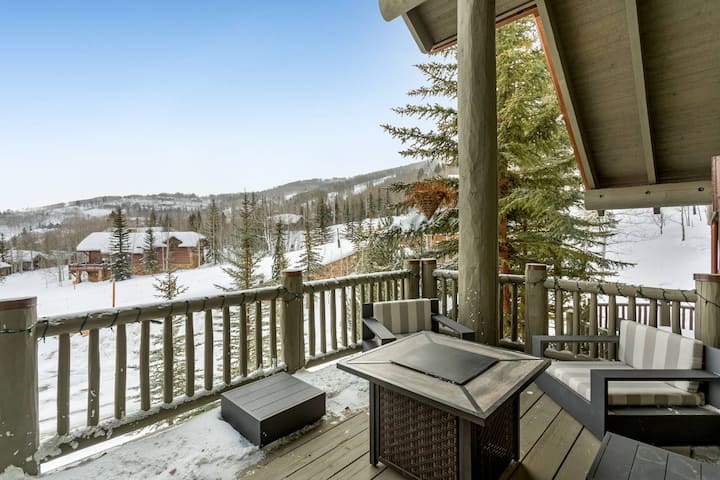 Popular Beaver Creek Home With Ski In/out & Hottub - Edwards, CO