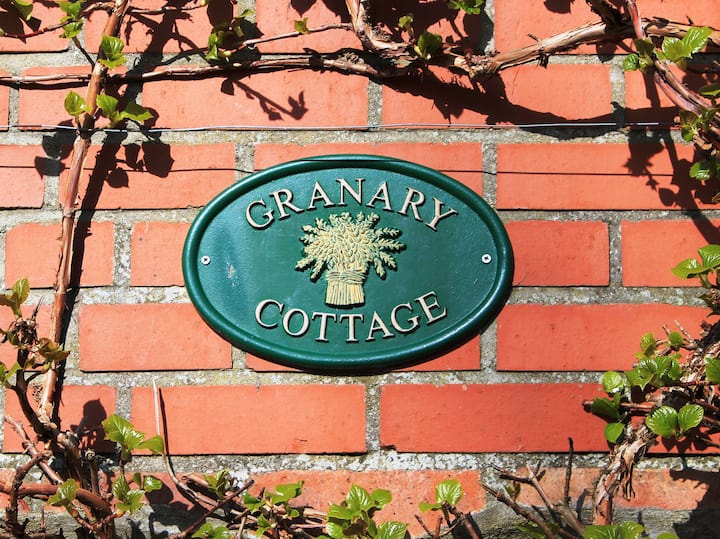 Granary Cottage - Bridport