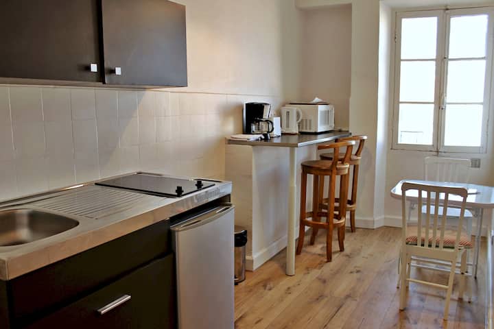 Sunny 1 Bedroom Rue Commandant André - Cannes