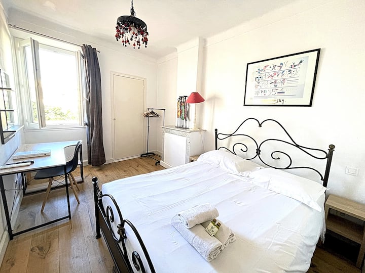 Sunny 1 Bedroom Rue Commandant André - Cannes
