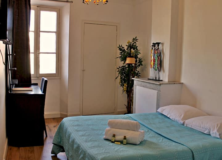 Sunny 1 Bedroom Rue Commandant André - Cannes