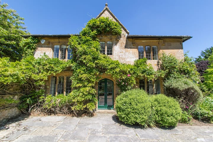 Dairy House - A Rustic House In Private Parkland - Dorset
