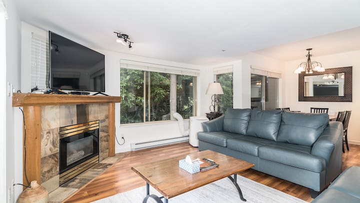 Valhalla 13  - 2 Bedroom, Sleeps 6! - 휘슬러