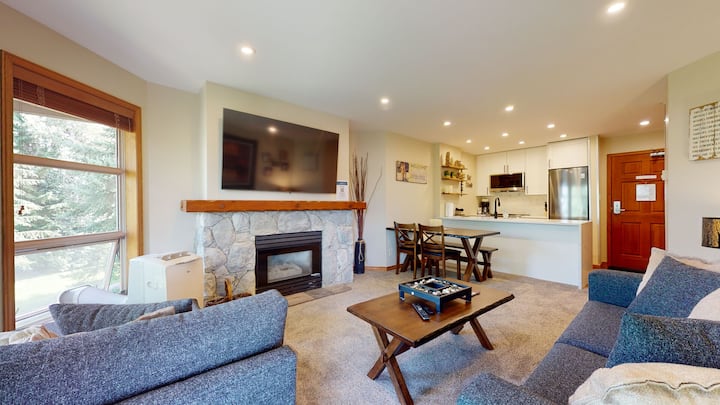Prime Ski-in Ski-out Lage! Oberste Etage, Pool, Whirlpools, Grill (543) - Whistler