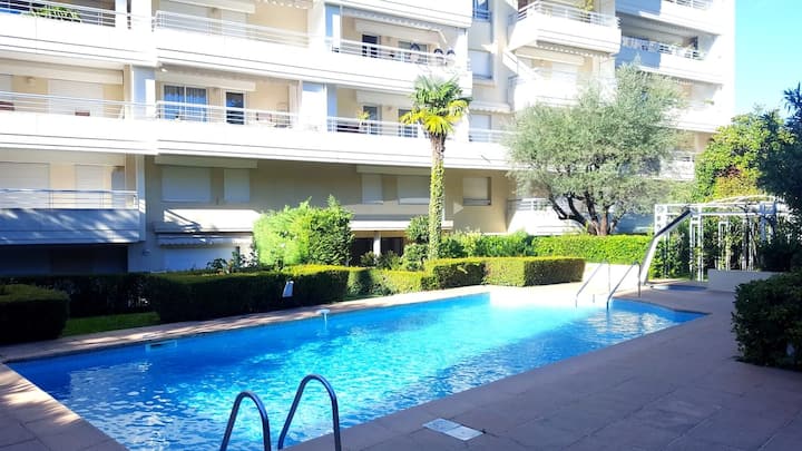 2 Pièces Centre Ville Avec Piscine - Cannes