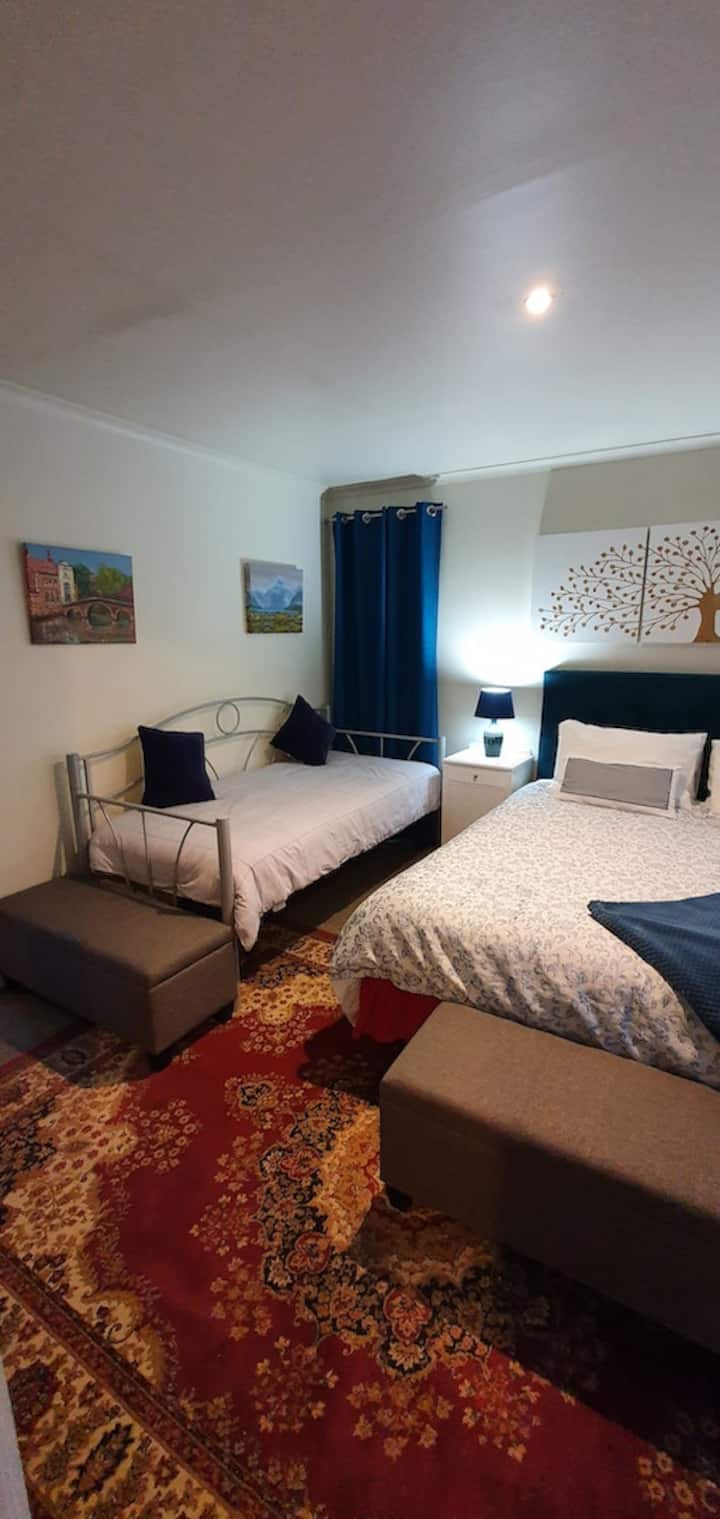 Oaktree Guesthouse Mountain View Suite - Healesville