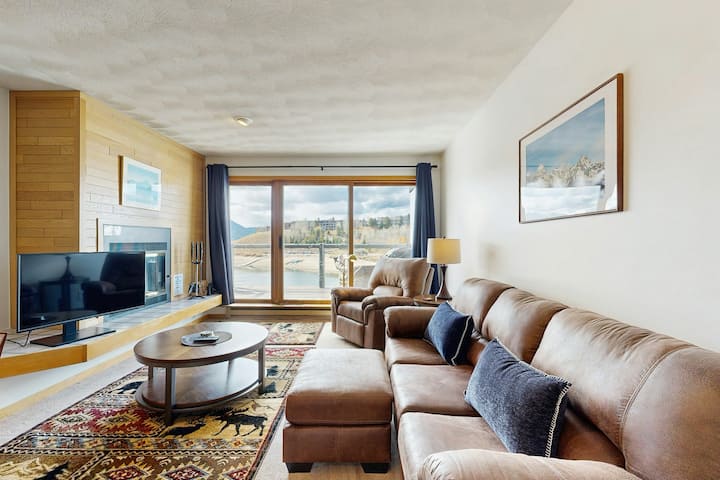 1br Lakefront | Mountain Views | Updated Interiors - Dillon, CO